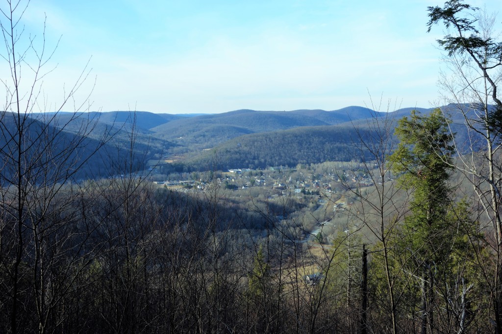 The Town Center of Kent, CT – Roaming About